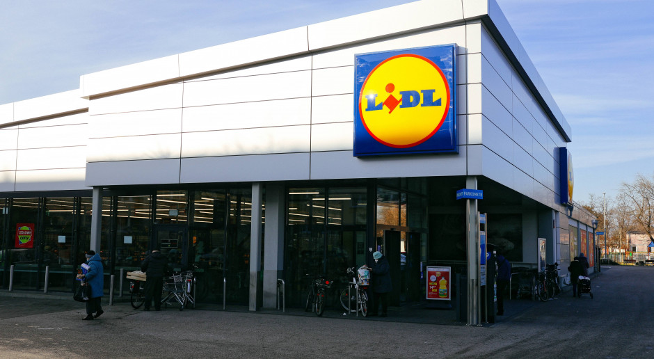 Lidl ponownie wprowadza do oferty warzywa o niedoskonałym kształcie ...