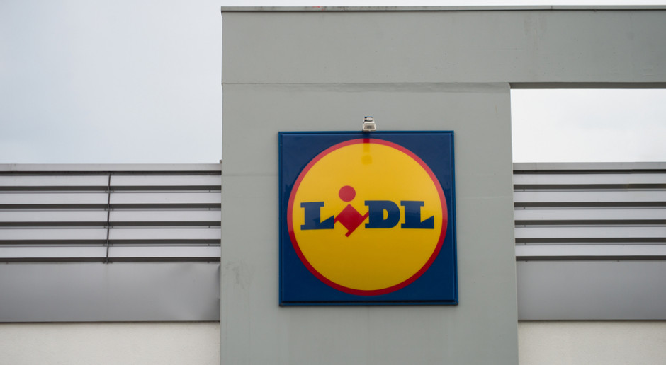 Lidl wprowadza nowe automaty. Klienci napełnią butelki detergentami