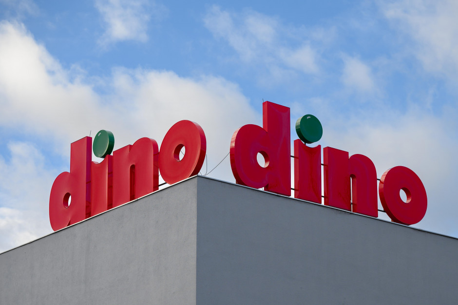Dino znów to robi. Olej za 4,99 zł, cukier - 3,79 zł i piwo za mniej ...