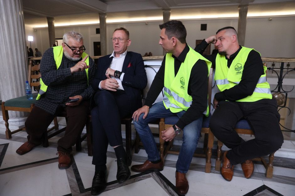 Rolnicy w Sejmie: nie wybieramy się na spotkanie z ministrem rolnictwa