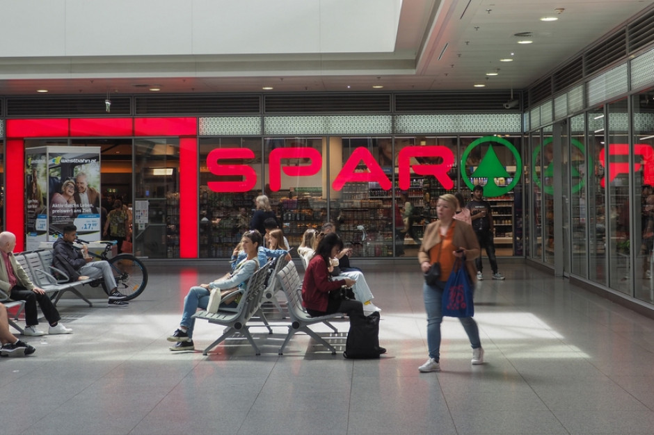 Spar nie zniknie z Polski, ale zmienia właściciela. Jest umowa sprzedaży