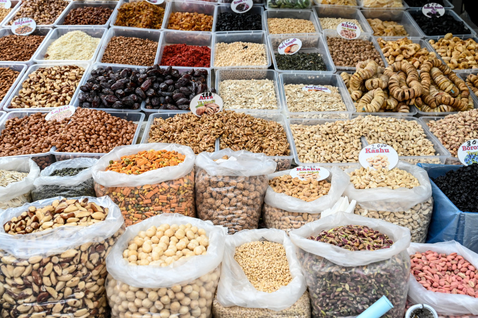 Te orzechy to bomba proteinowa. Wspomagają pracę serca, obniżają ...