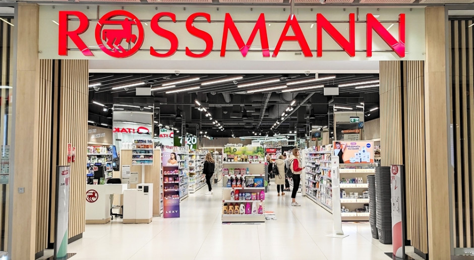 Rossmann oferuje młodzieży pracę. Kto może wziąć udział w programie ...