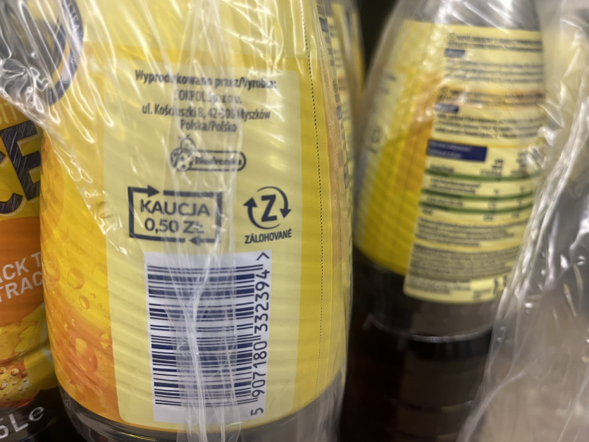 Polacy polują na symbole na butelkach. Można odzyskać więcej niż 50 gr